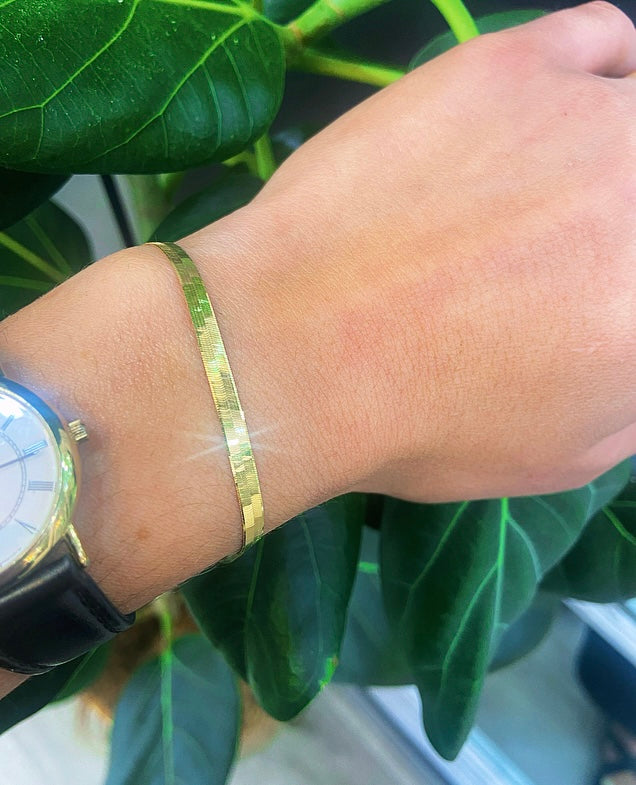 Aria Solid Gold Herringbone Bracelet | Caesar Loves Ava